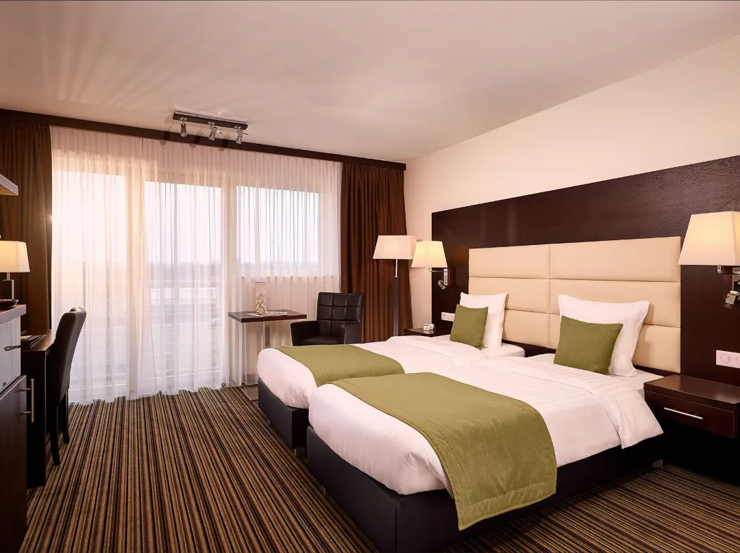 Hotel Charleroi Airport - Van Der Valk -