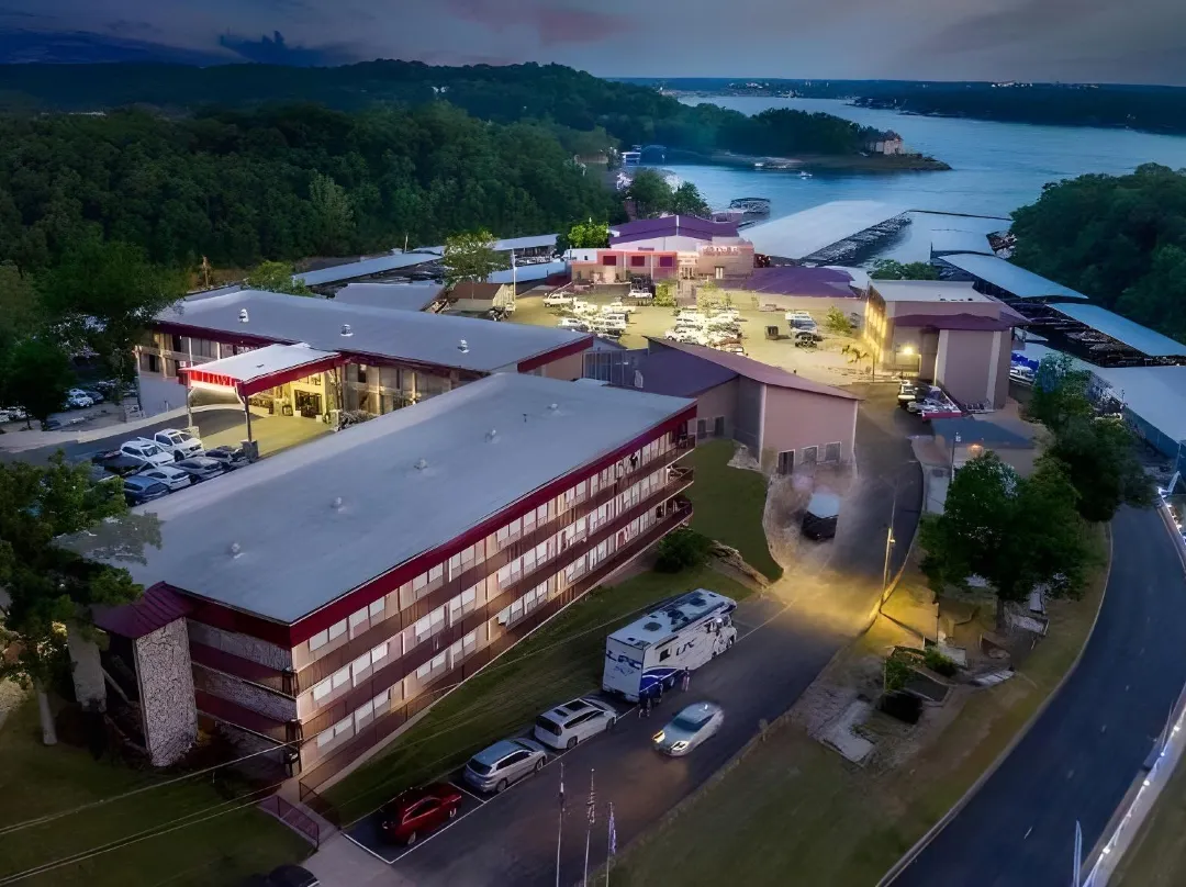 The Resort At Lake Of The Ozarks - Osage Beach, MO
