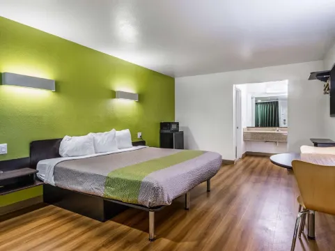 Motel 6 San Marcos, Tx - North