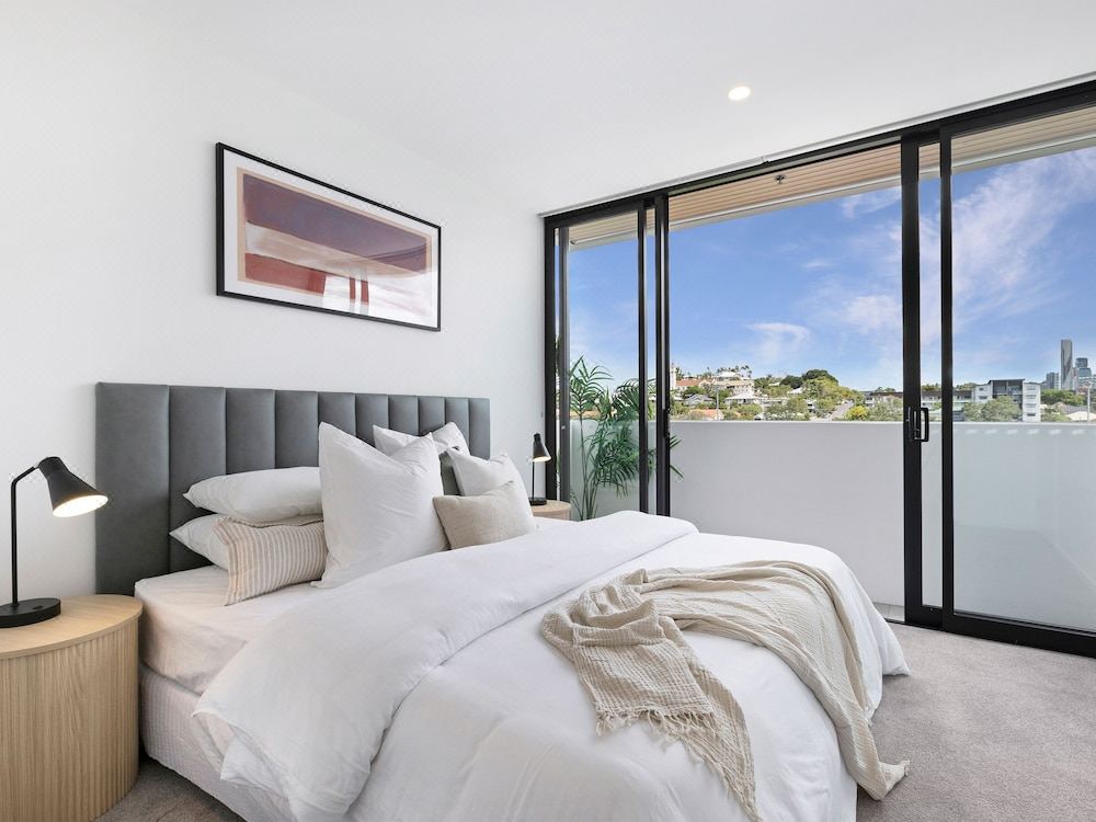 Rambla At Perry House - Brisbane