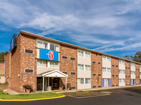 Motel 6 New Stanton, Pa - Pennsylvania