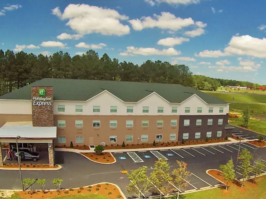 Comfort Inn & Suites - DeFuniak Springs, FL