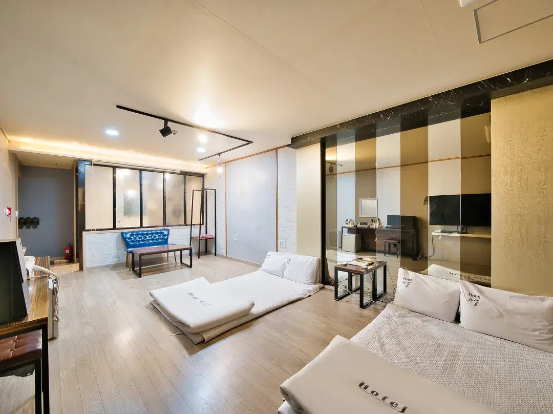 Yeongcheon Cl Hotel - Yeongcheon-si