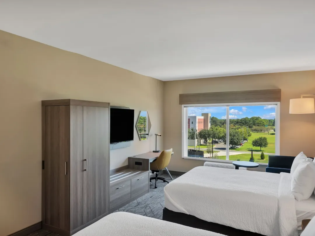 Holiday Inn Express & Suites Fort Walton Beach - Eglin Area - Florida Panhandle, FL