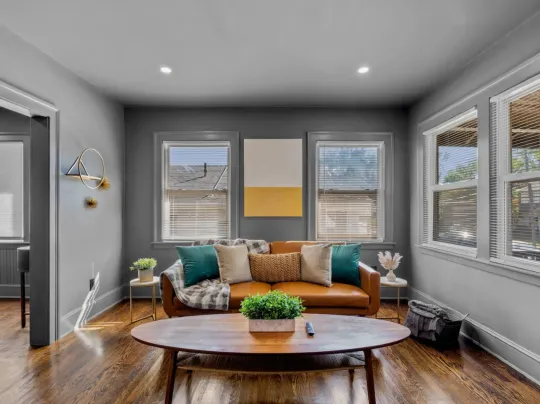 Gourmet Kitchen And Indulgent Oversized Tub - Exquisite Modern Haven - Middletown, CT