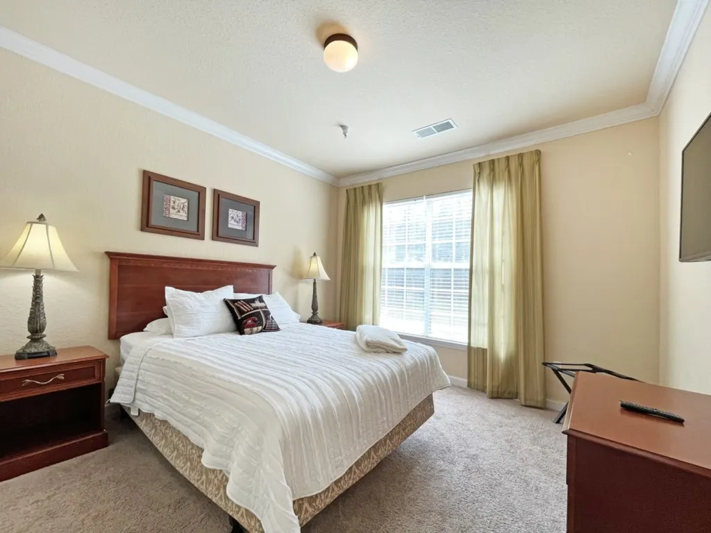 Large Pool And Hot Tub - Charming Tuscan Escape - Haines City, FL