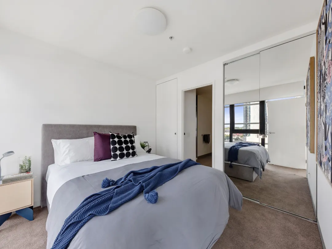 Nook Melbourne Bank Tower Apartments - Melbourne