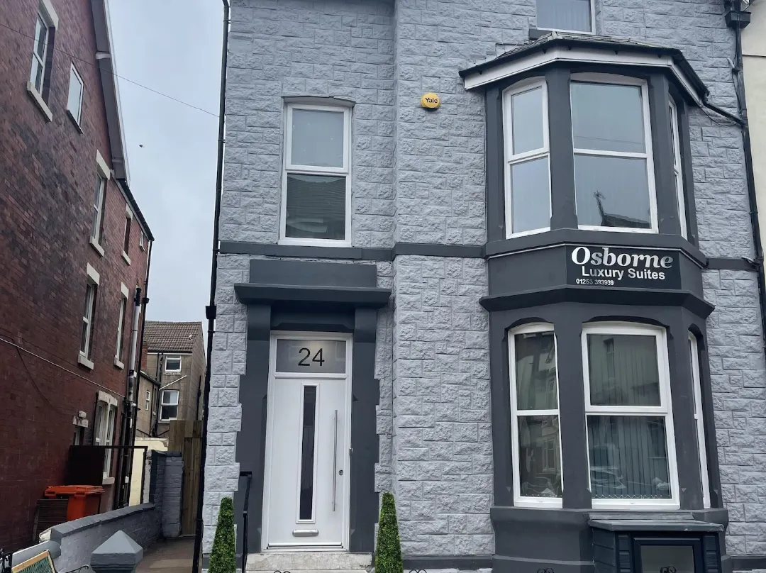 Osborne Luxury Hot Tub And Jacuzzi Suites - Blackpool