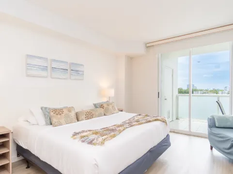 Golden Bay 503 - North Miami, FL