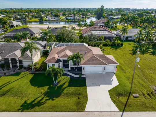 Heated Pool And Relaxing Lanai Retreat - Stunning Luxury Oasis - Sanibel Island, FL