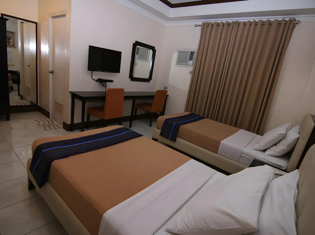 Highway 21 Hotel - Iloilo City
