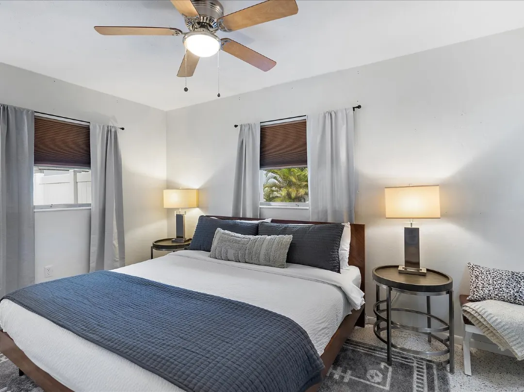 Heated Pool And Game Room - Inviting Oasis With Backyard Paradise - Sarasota, FL