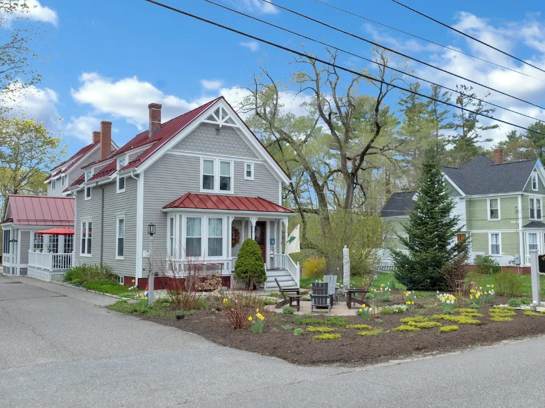 James Place Inn Bed And Breakfast - Maine