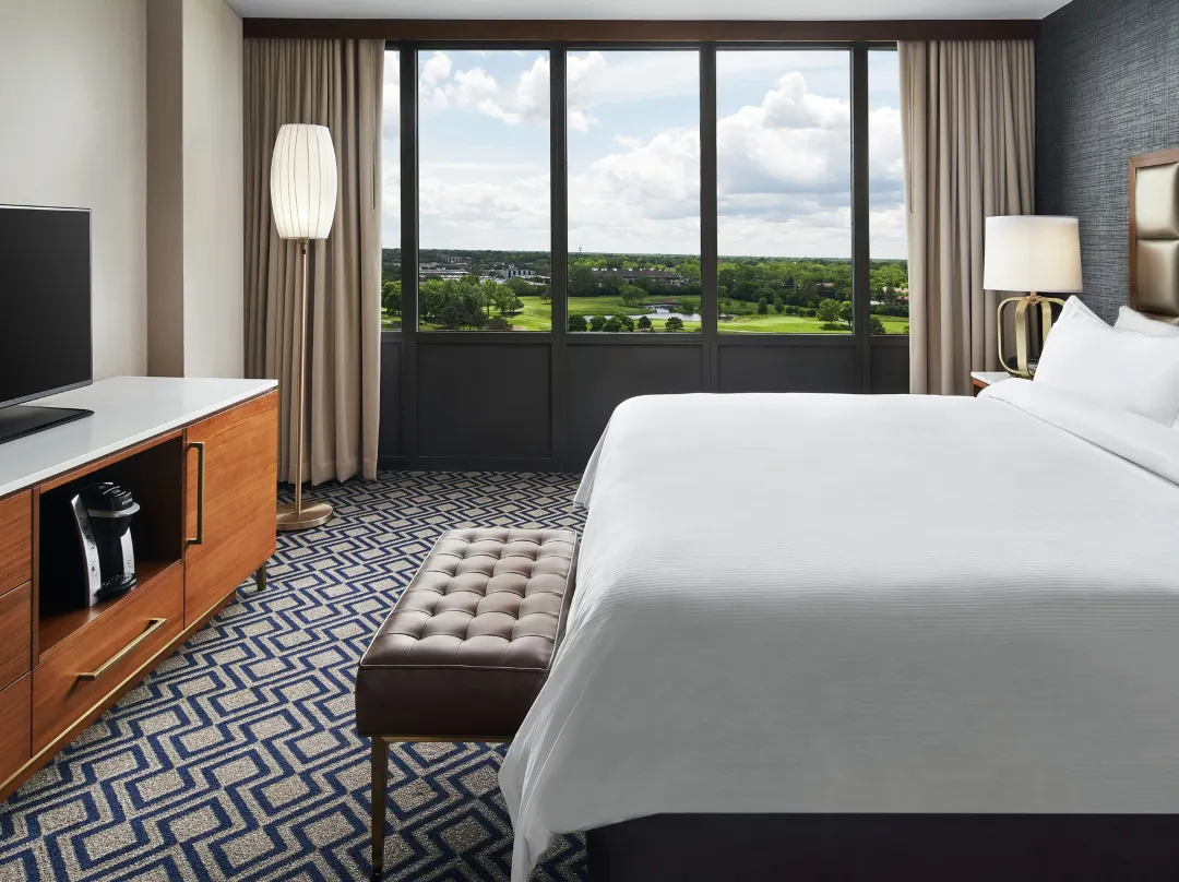 Hilton Chicago Oak Brook Hills Resort & Conference Center - Bolingbrook, IL