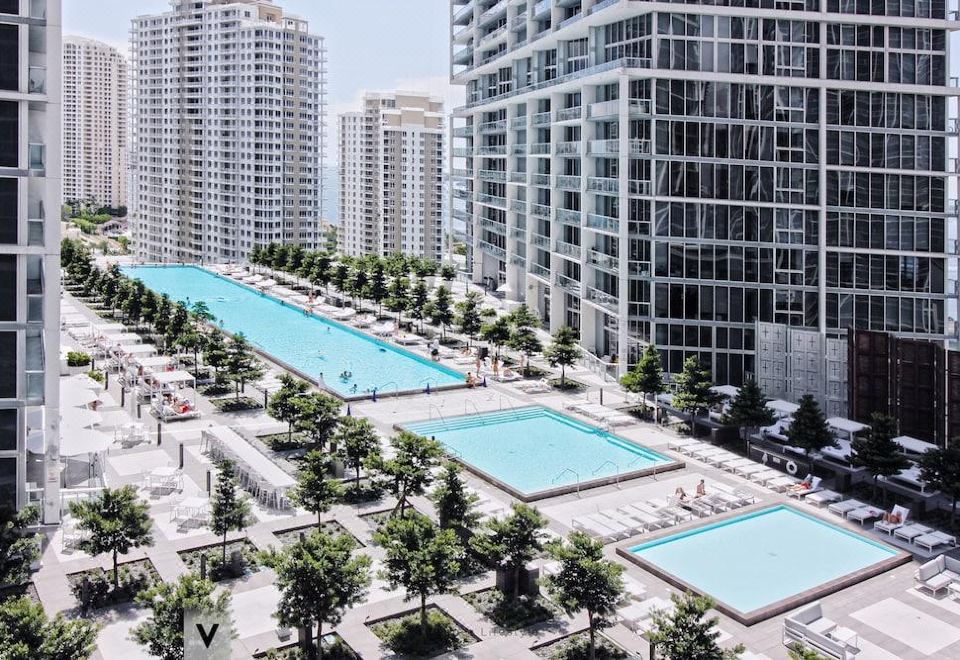 Viceroy Miami Pool