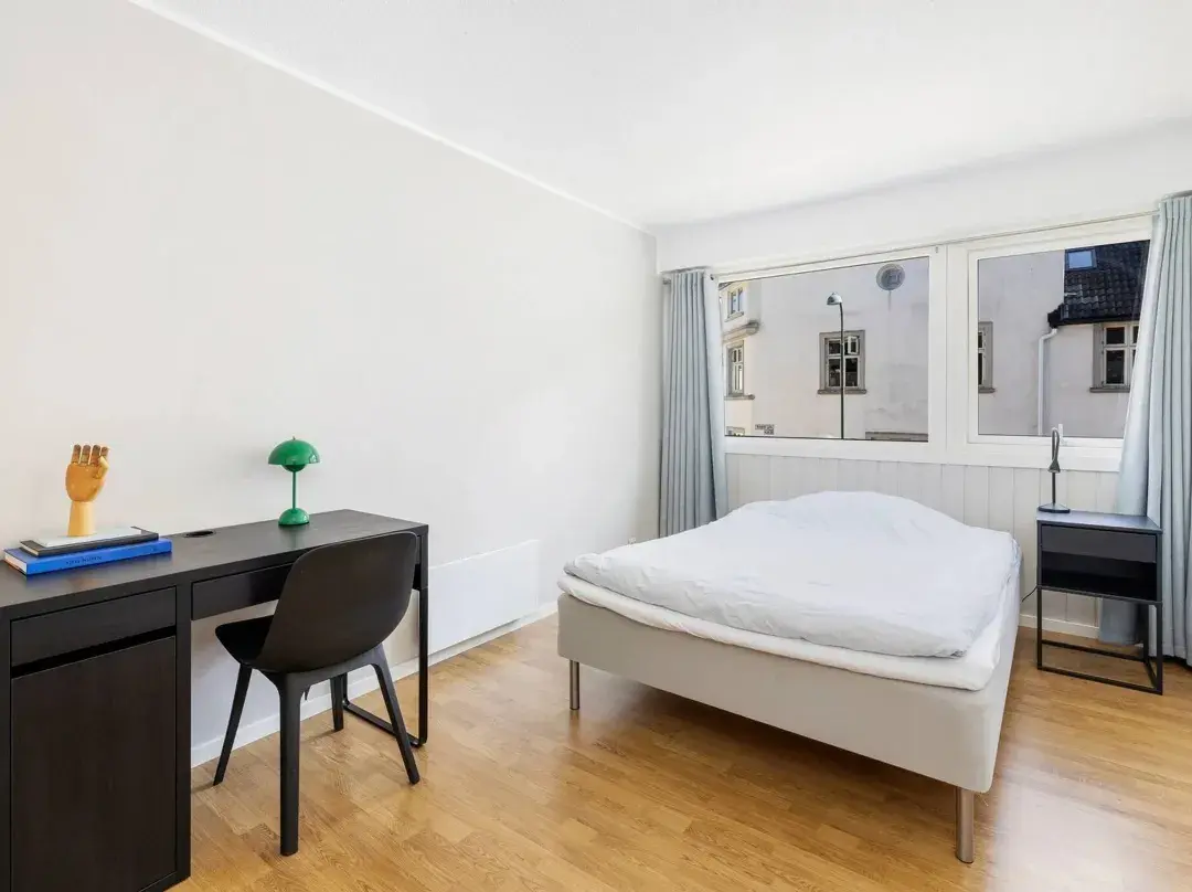 Centrally Located In Kvadraturen With 3 Large Bedrooms With Parking Space - Kristiansand