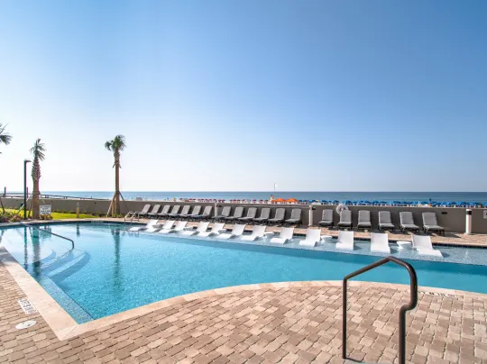 Gulf Front Balcony And Coastal Decor - Inviting Beach Haven - Foley, AL