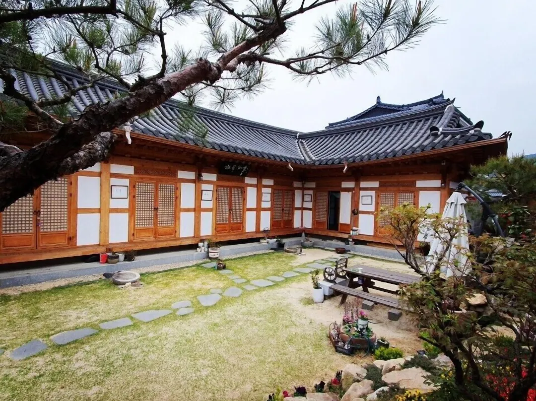 Hanok Hyeyum - Jeonju-si