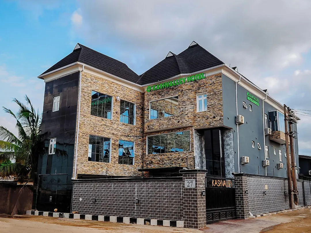 Kashvalley Hotel And Suites - Lagos