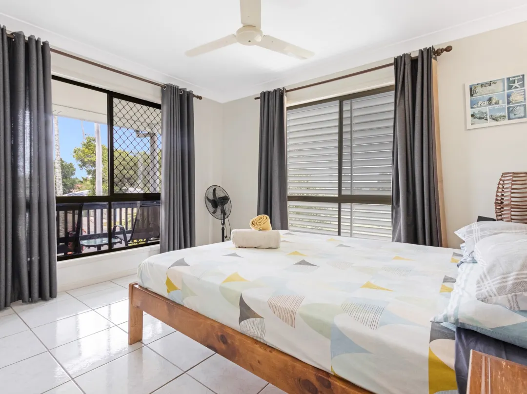 Spacious 3-bed Home With Large Balcony - Hervey Bay