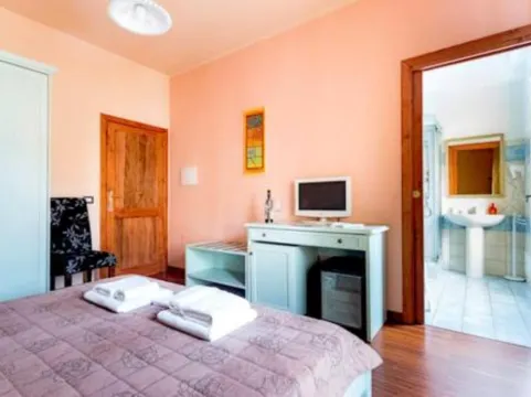 Bosa Guest House - Bosa