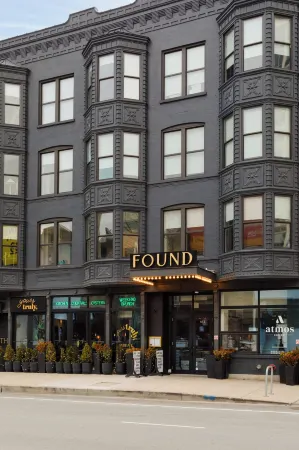 106 Found Hotel Chicago River North Reviews, Ratings & Prices | Trip.com