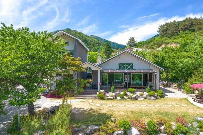 Gangneung Yacht & Valley Pension - 강릉시