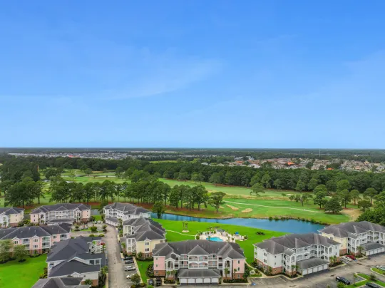 Stunning Golf Course And Lake Views - Charming Coastal Retreat - Myrtle Beach