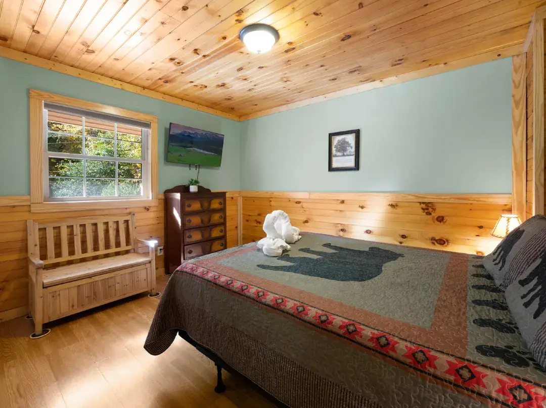 Private Playground And Pickleball Court - Charming Mountain Retreat - Townsend, TN