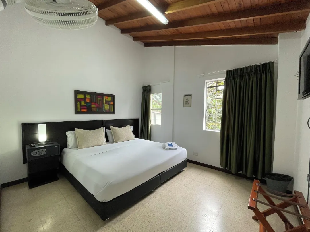 Hostal Lleras Calle 8 - Medellín