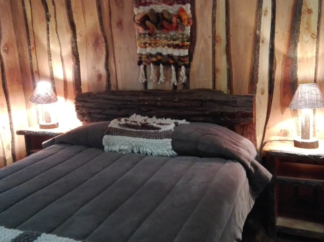 Cabaña Rústica Maravillosa,con áRboles Nativos, Con Río Trancura, Equipada - Los Ríos