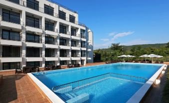White Rock Castle Hotel & Wellness Club (Balchik) - 2026 Prices ...