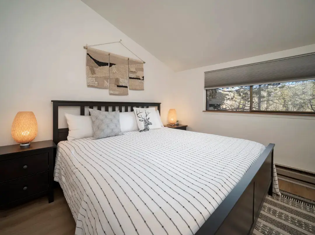 Cozy Retreat With Indoor Pool And Gas Fireplace - Charming Getaway - Winter Park, FL