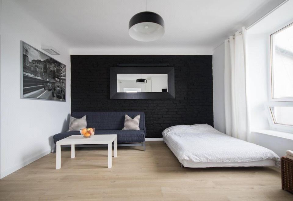 Bizzi LuxCenter View Studio, Warsaw - 2025 Updated Prices, Deals ...