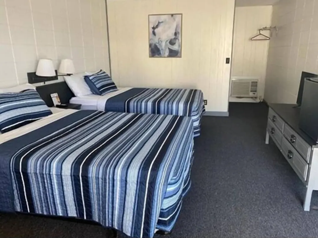 Rockwood Resort Motel - Lake Ozark, MO