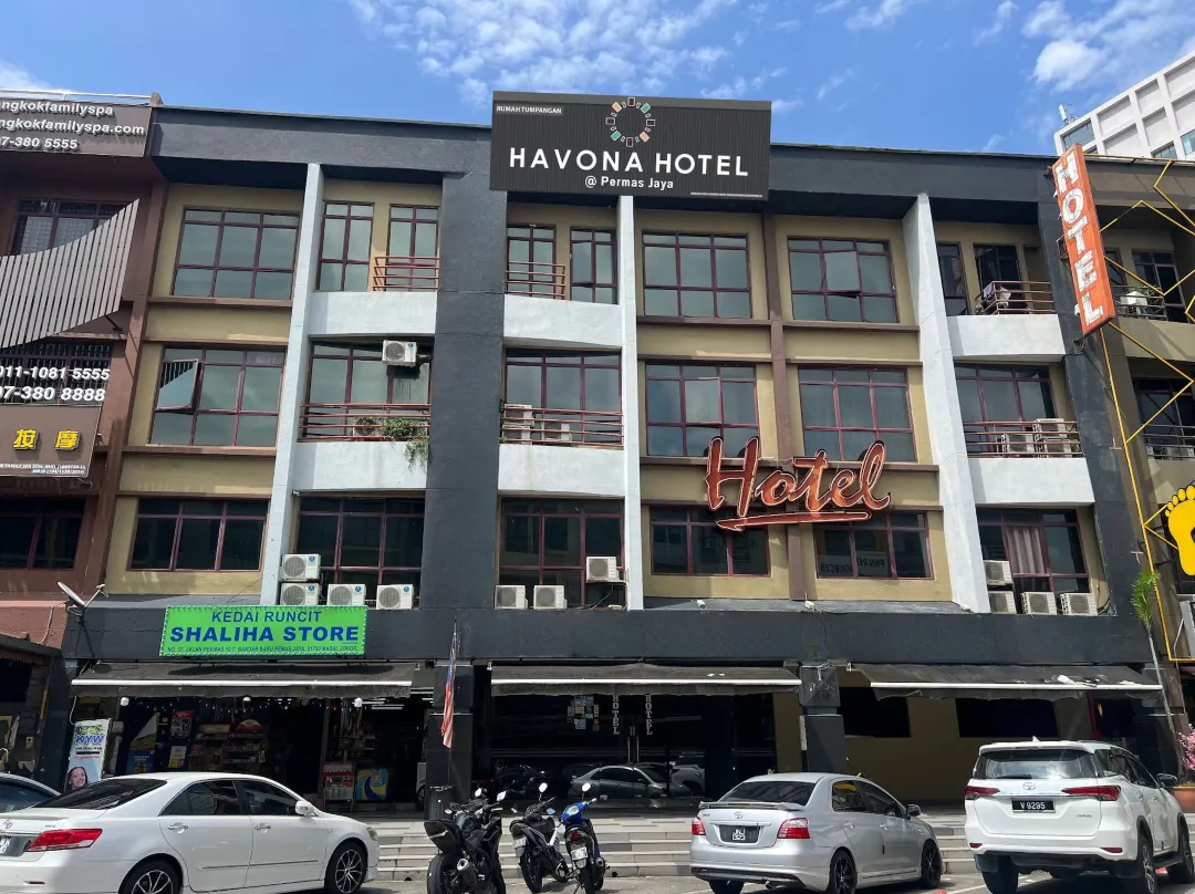 Havona Hotel @ Permas Jaya - Self Check-in - Masai
