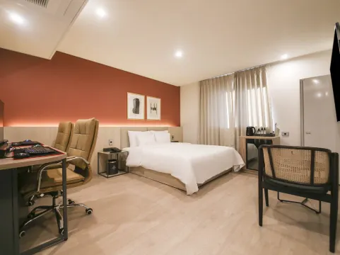 Hound Hotel Songtan - Pyeongtaek-si