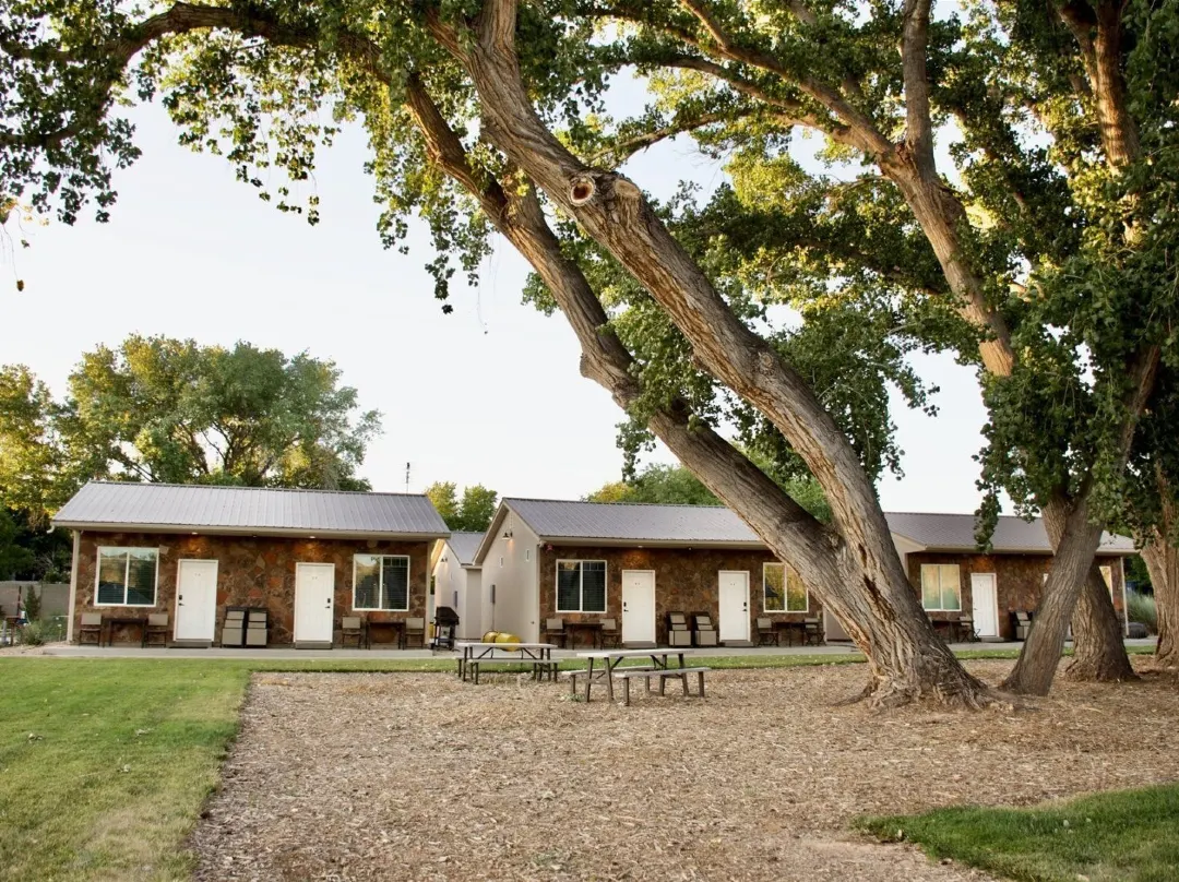 Zion's Camp And Cottages - La Verkin, UT