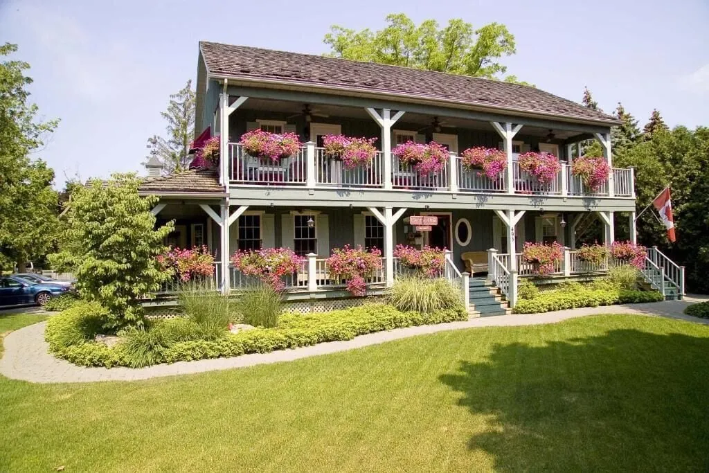 Weatherpine Inn - Niagara-on-the-Lake