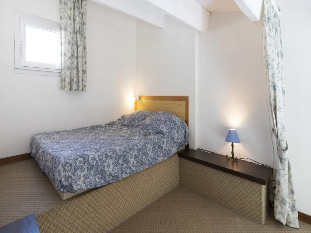 A Bright Beachside Escap - Agde