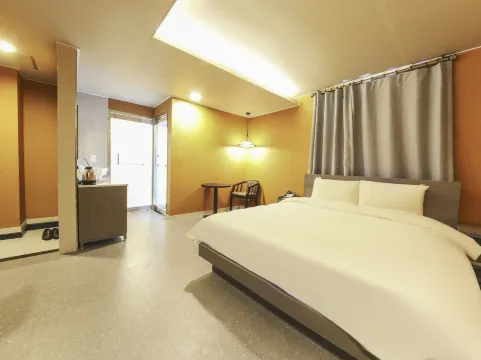 A7 Hotel - Suwon-si
