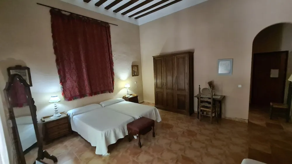 Hotel Casa Palacio Conde De Garcinarro - Huete