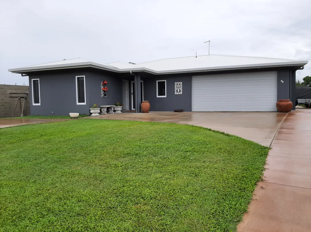 Cozy Room With Separate Entrance And Ensuit Bathroom - Atherton