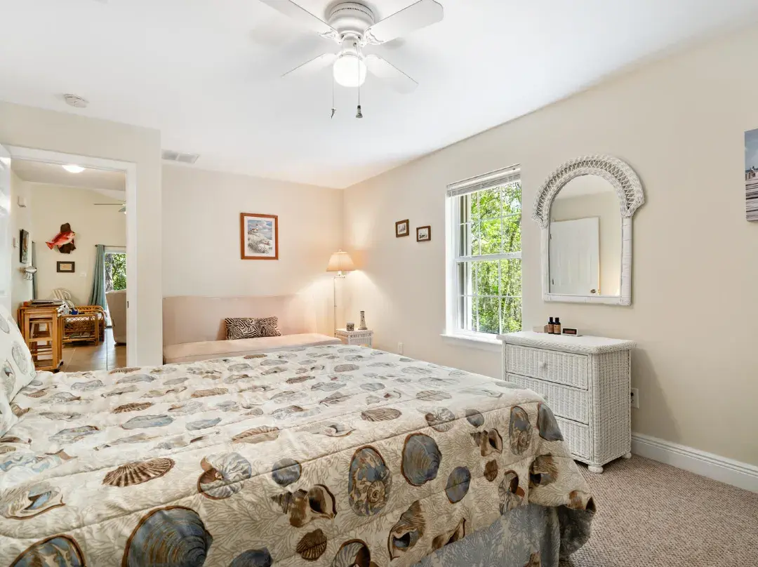 Spacious Living And Nature Oasis - Charming Serene Retreat - Dauphin Island, AL