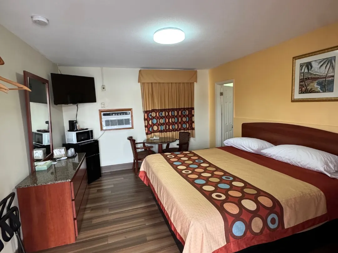 Snowbird Motel - Florida