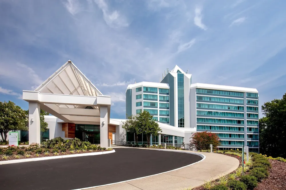 Magnuson Hotel And Convention Center At Oyster Point - Newport News, VA