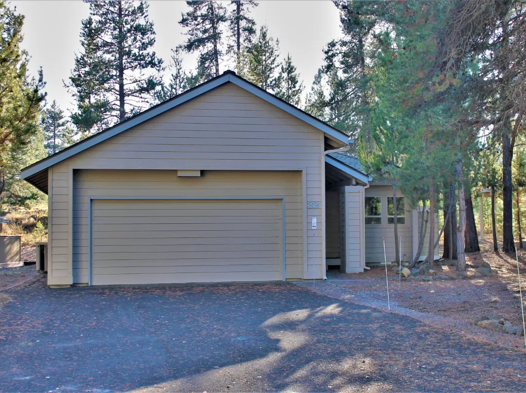 Private Hot Tub And Sharc Recreation Passes - Charming Retreat - Sunriver, OR