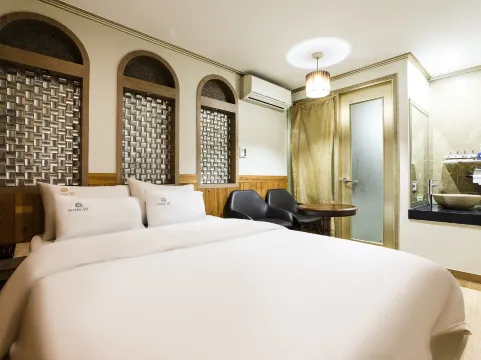 Siheung  W - Siheung-si