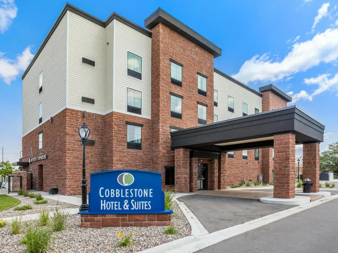 Cobblestone Hotel & Suites - De Pere Green Bay - Wisconsin