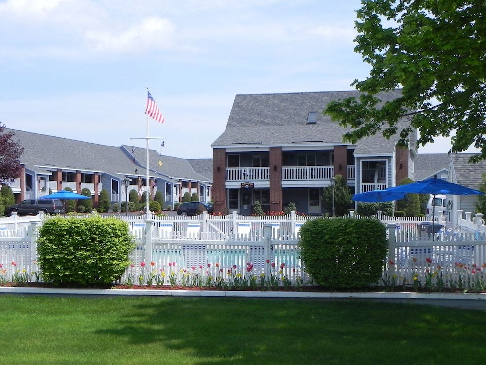 Elmwood Resort Hotel - Maine